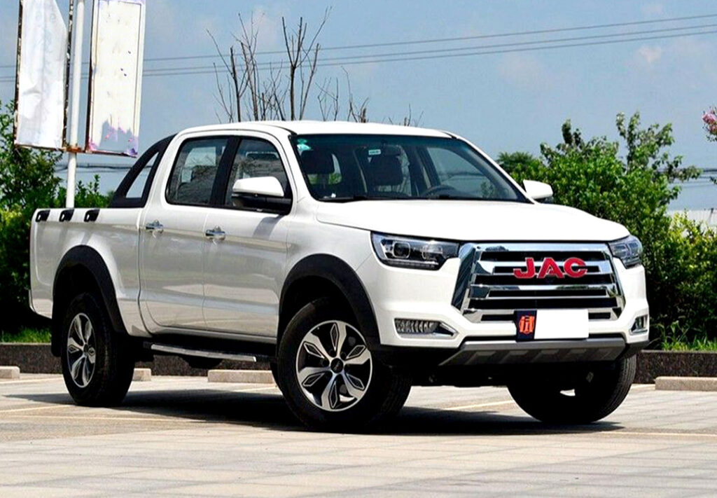 JAC Bakkies and Trucks at JAC Motors Midrand Vehicle Dealer in South Africa